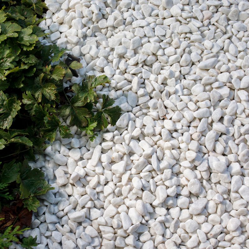 Koristekivi Valkoinen dolomiitti 10–20 mm - Kekkilä.fi